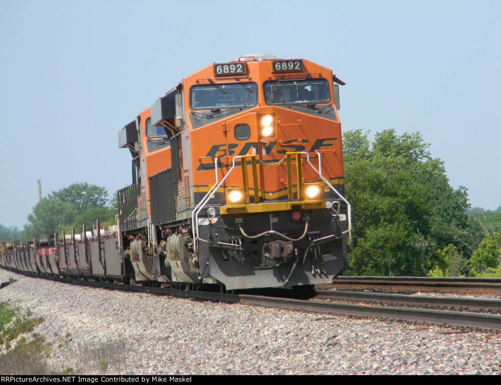 BNSF 6892